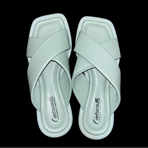 L'INTERVALLE | Shoes | Lintervalle Sage Green Cross Sandals In Size 9 ...